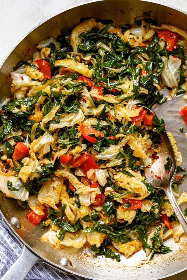 Braised Collard Greens and Cabbage - homemestic.com